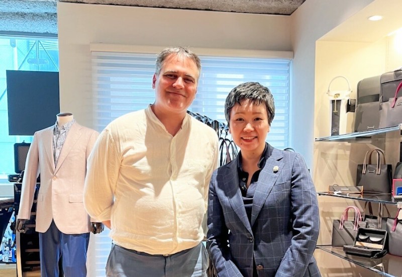 三種の黒で魅せる。 ZILLI ニット＆レザーブルゾン ZILLI leather & knitted blouson – 世界の逸品探究 ...